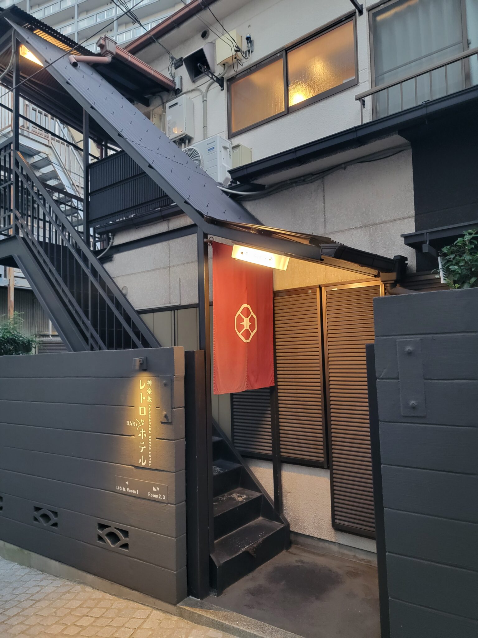 【神楽坂】まるでタイムスリップ！横丁歩きが面白い神楽坂散策 | ジブンイロトラベル OwncolorsTravel
